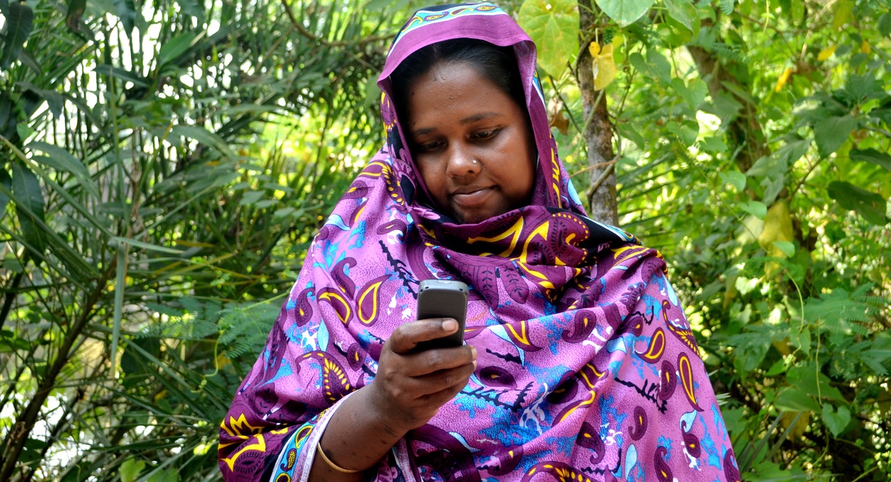 Uncovering the True Costs of Mobile Money Services | IPA